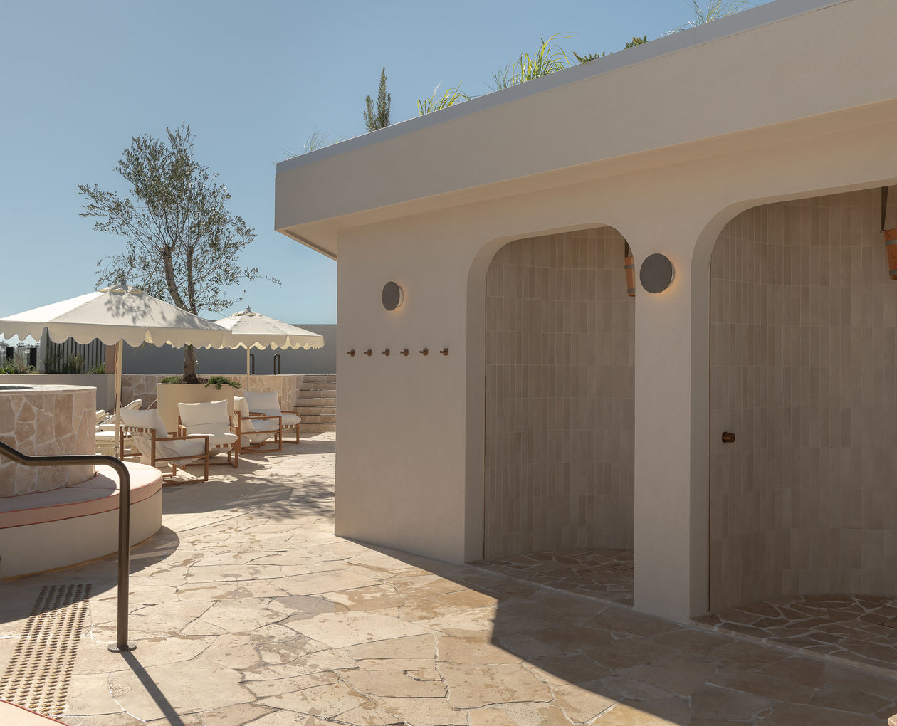 Ghiaccio Grigio Limestone - Porcelain Backed - Casa Della Casa